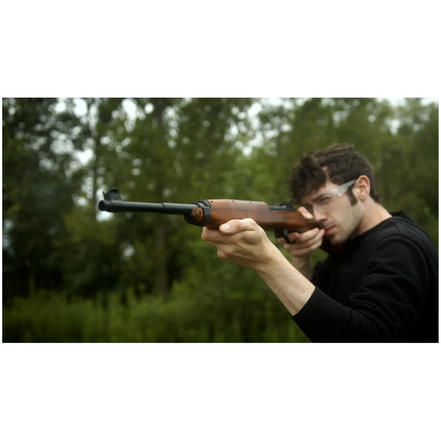 M1 Full-Auto Air Rifle: Revolutionary Design and Rapid Firing - Crosman